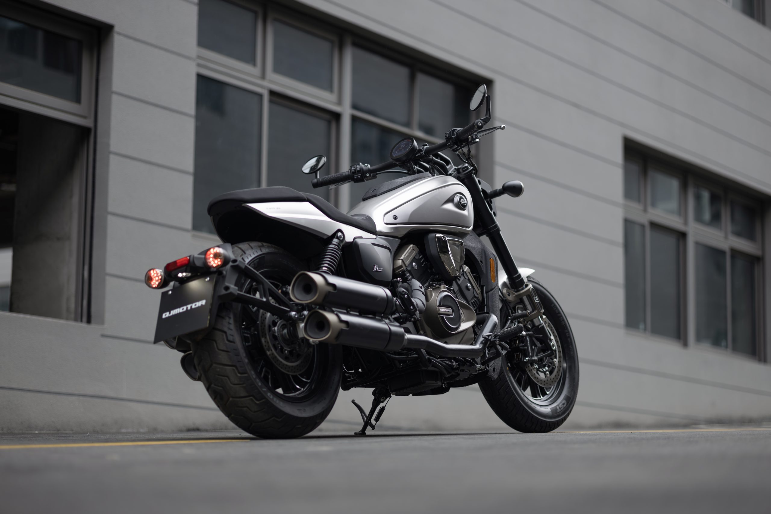 SRV 600 – QJMOTOR ARGENTINA